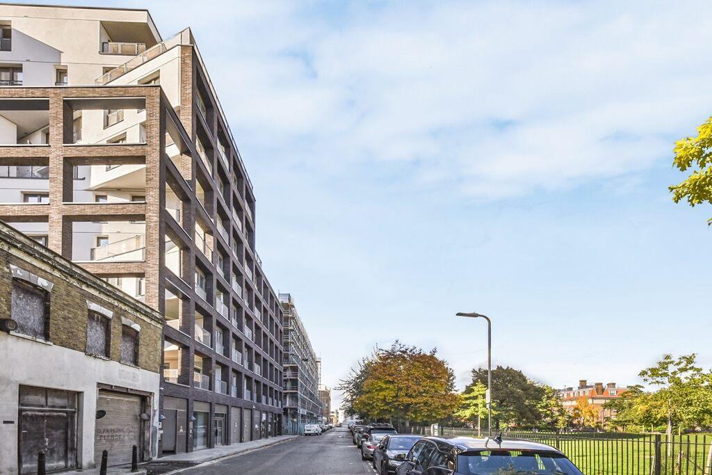 The Cube building, London N1 2 bed apartment for sale - £720,000