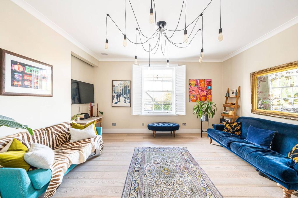 Roman Way, Islington, London, N7 2 bed maisonette - £699,999