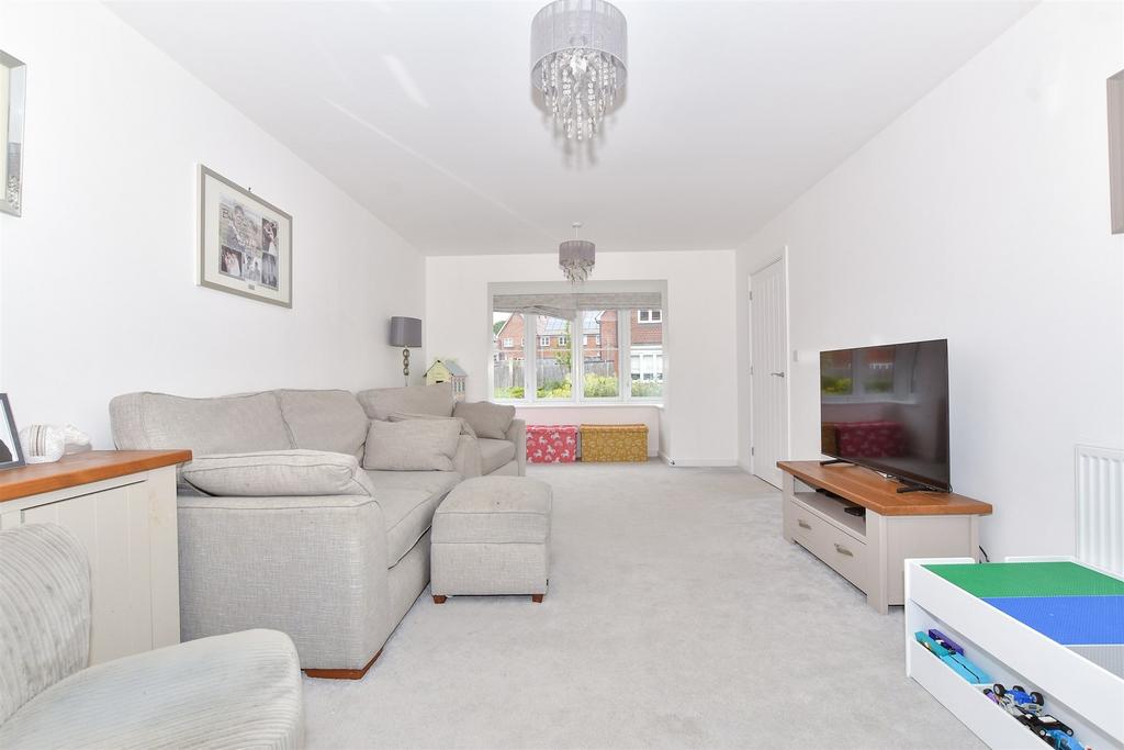 Mayfield, Harrietsham, Maidstone, Kent 4 bed detached house for sale ...
