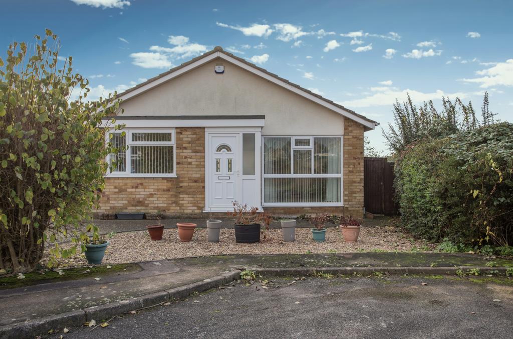Briggate Crescent, Whittlesey, PE7 2 bed bungalow - £260,000