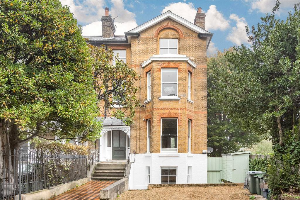 Royston Road, Richmond, Surrey 3 bed flat - £2,000,000