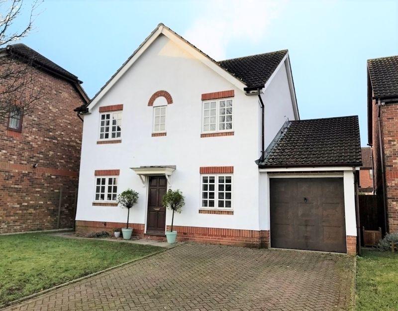 Mallard Gardens, Grange Park, SO30 2XJ 4 bed detached house - £450,000