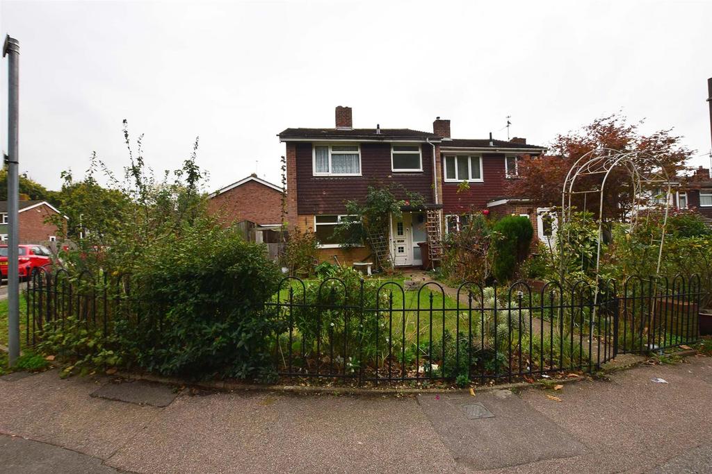 Mierscourt Road, Rainham, Gillingham 3 bed end of terrace house - £275,000