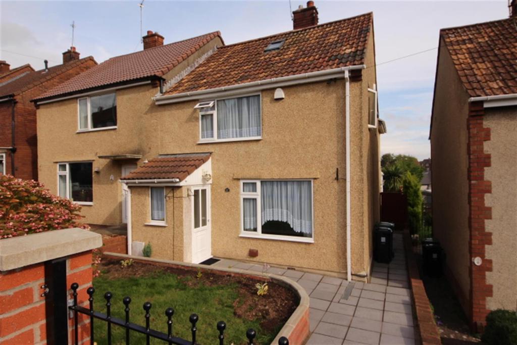 Almond Way, Downend, Bristol, BS16 5QN 4 bed end of terrace house - £ ...