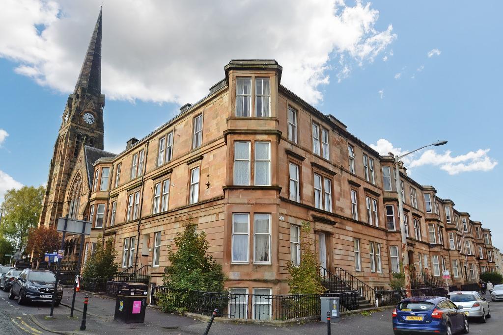 268 Albert Drive, Pollokshields, G41 2RJ 2 bed flat - £225,000