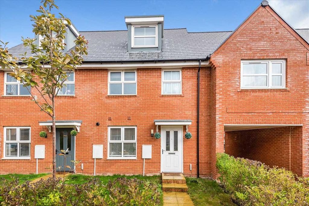 Comber Close, Andover 3 bed terraced house - £345,000