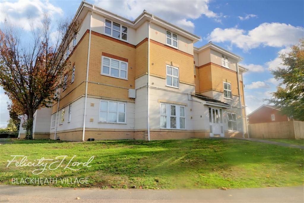Paradise Path, London. SE28 2 bed flat - £1,350 pcm (£312 pw)