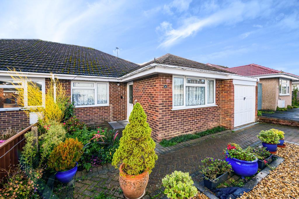 Thatcham, RG18, RG18 3 bed semi-detached bungalow - £375,000