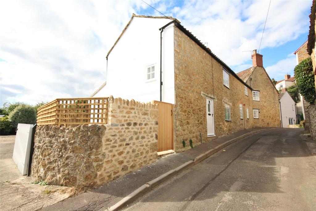 Love Lane, Ilminster, Somerset, TA19 2 bed semi-detached house to rent ...