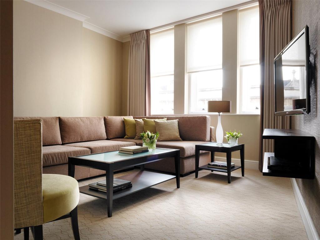 Bow Lane, London, EC4M 1 bed apartment - £4,983 pcm (£1,150 pw)