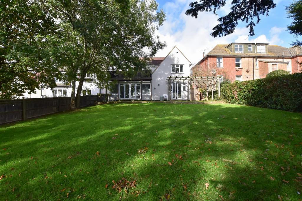 Filsham Road St Leonards On Sea 6 Bed Detached House For Sale £675 000