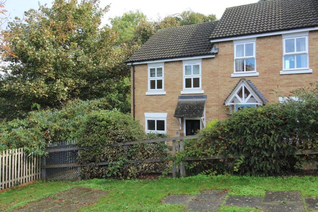 Mitre Way, Ipswich, IP3 2 bed end of terrace house - £850 pcm (£196 pw)
