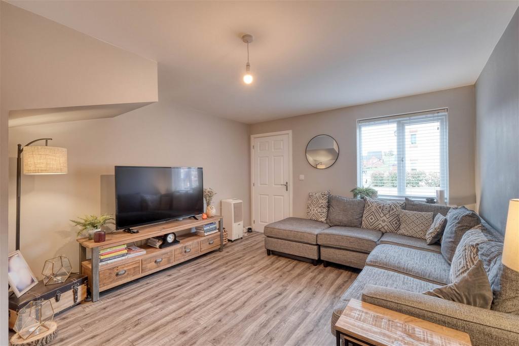 Hawling Street, Brockhill Redditch B97 6BQ 3 bed end of terrace house ...
