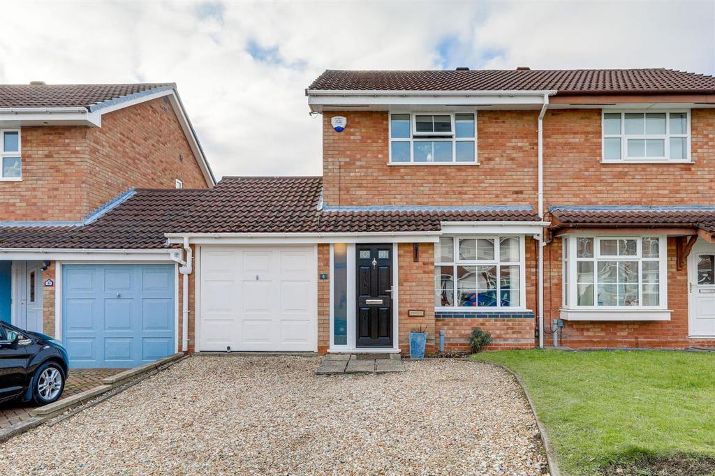 Shelsley Way, Solihull, B91 2 bed property - £335,000