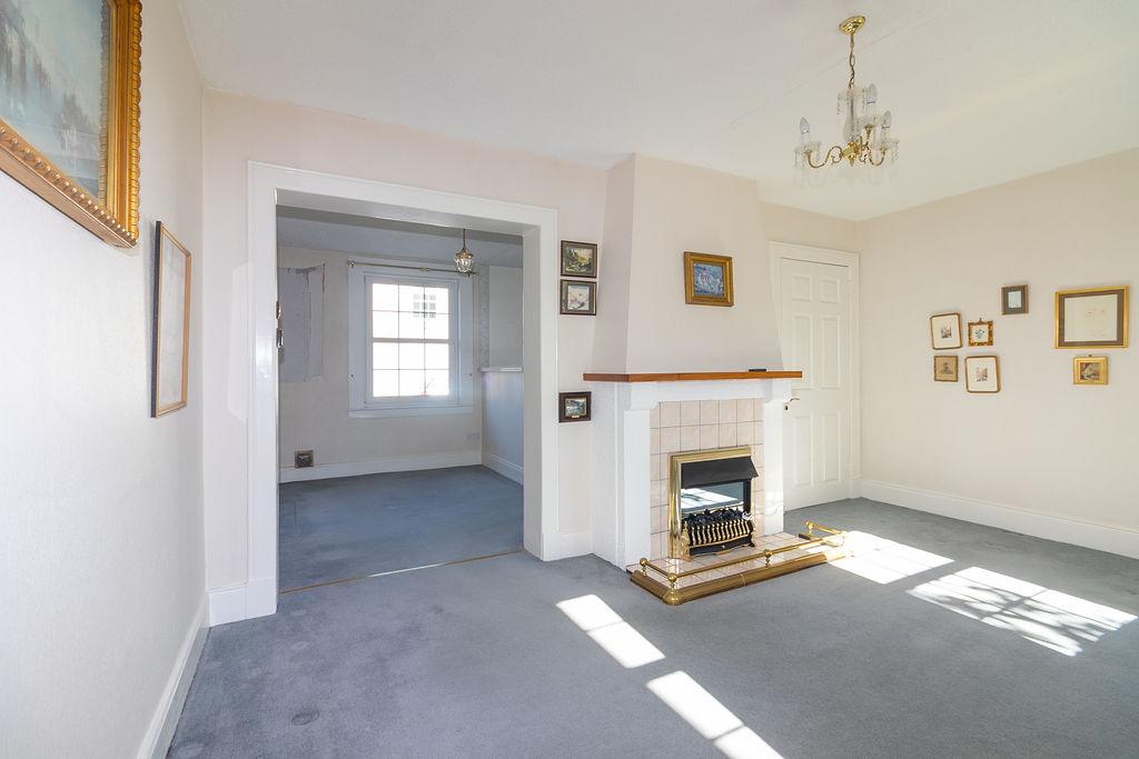 14/2 Hillpark Court, Blackhall, Edinburgh, EH4 7BE 1 bed ground floor ...