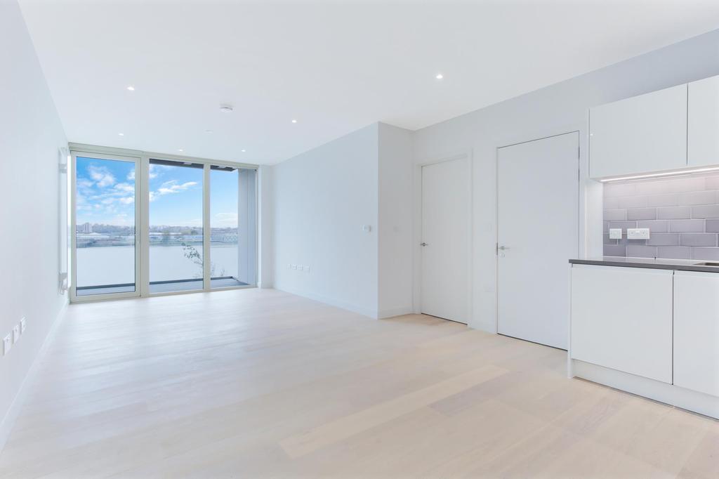 Liner House, Royal Wharf, E16 2QJ 2 bed apartment - £2,600 pcm (£600 pw)