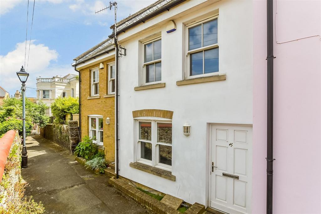 Ivy Lane, Ramsgate, Kent 2 bed terraced house - £200,000