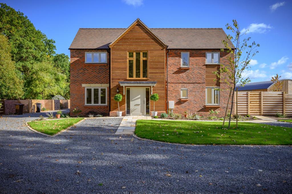 Stripes Hill Development, Knowle, B93 4 bed semi-detached house - £800,000