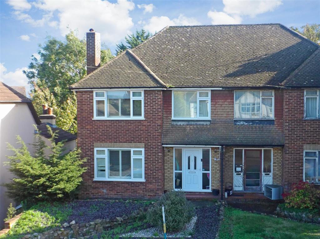 Loose Road, Maidstone, Kent 4 bed semi-detached house - £500,000