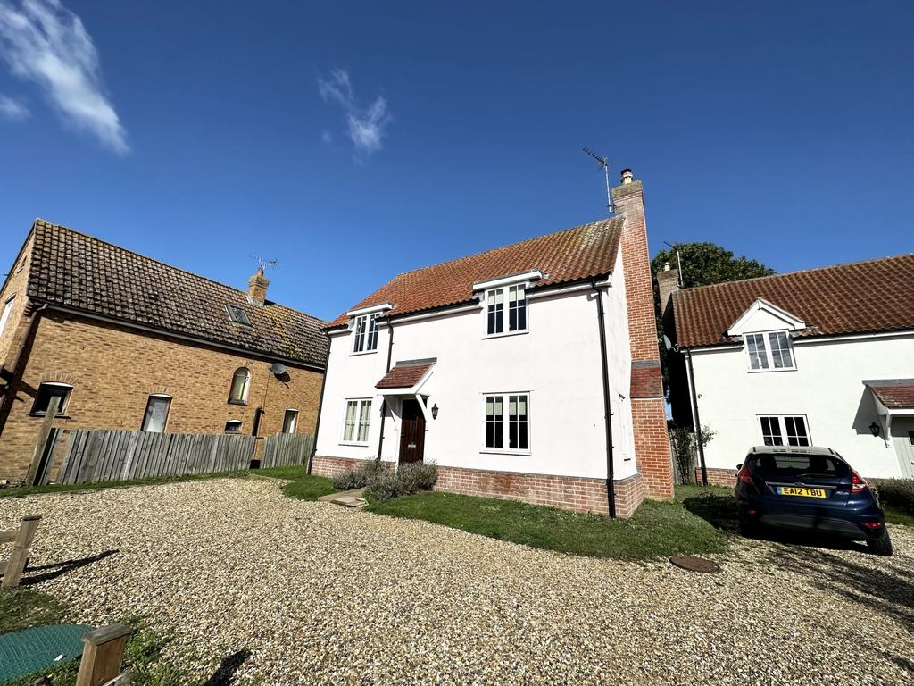 The Street, Icklingham, Suffolk, IP28 4 bed detached house - £1,900 pcm ...