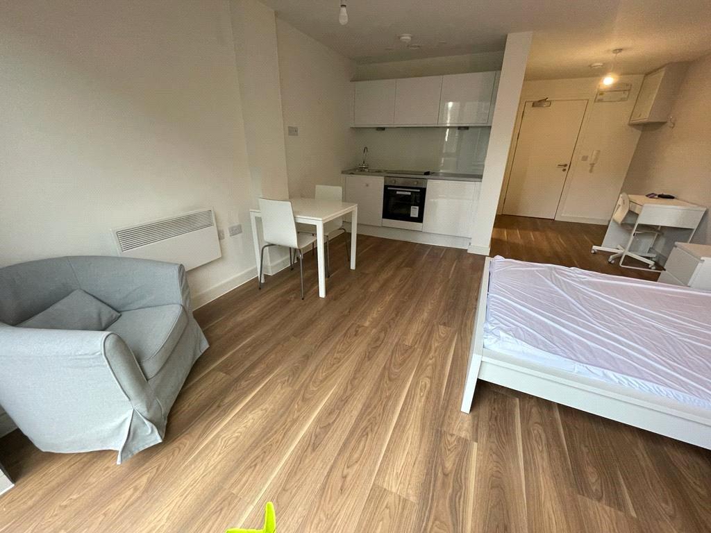 One Wolstenholme Square, 2 Nation Way, Liverpool, L1 1 bed flat - £550 ...