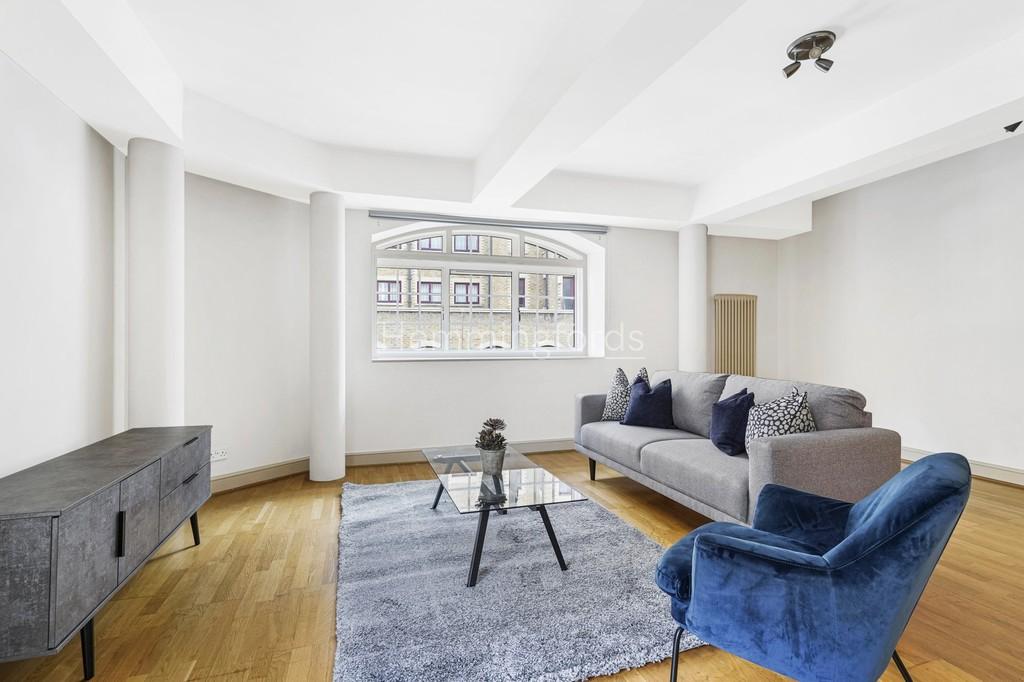 Prusoms Island, Wapping High Street, E1W 2 bed apartment - £2,600 pcm ...