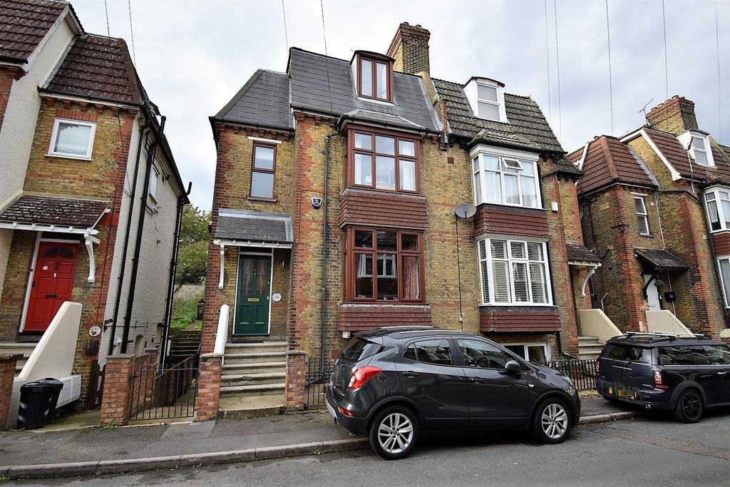 The Close Rochester 5 bed semi-detached house - £565,000