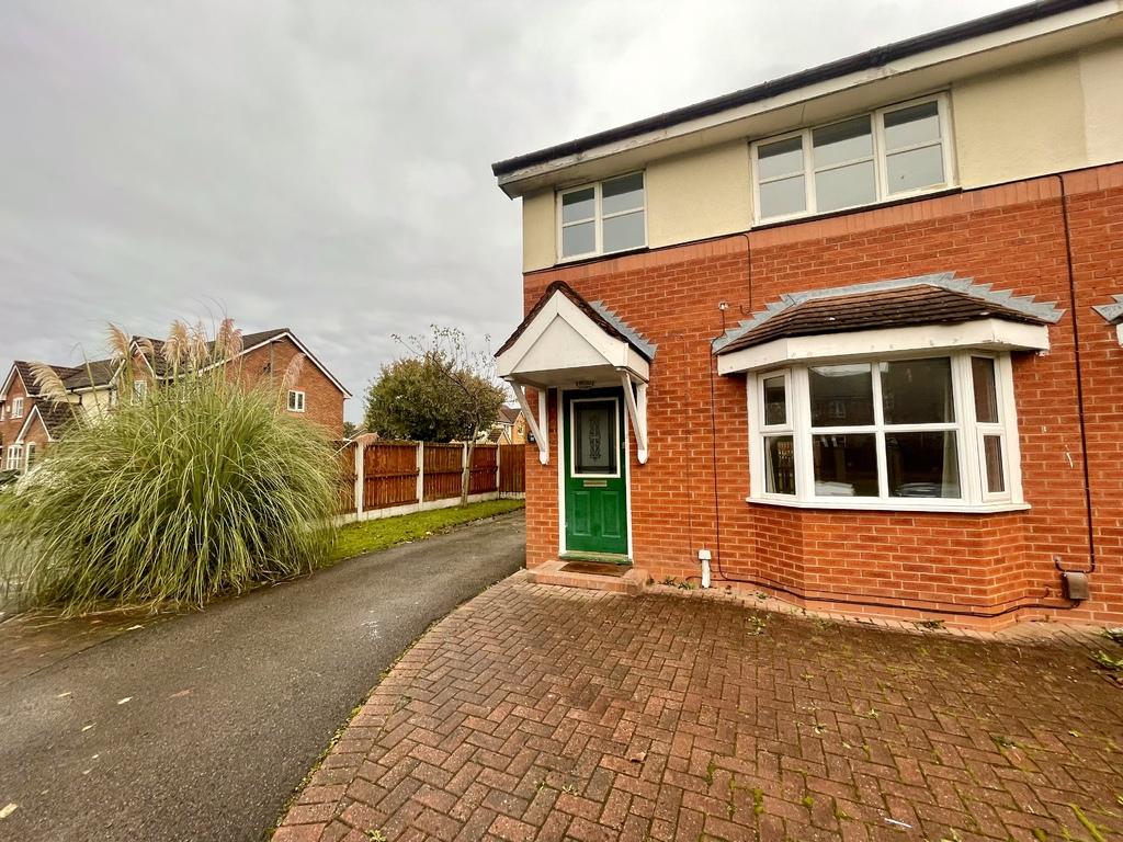 Lune Road, Platt Bridge, Wigan, Lancashire 3 bed semi-detached house ...