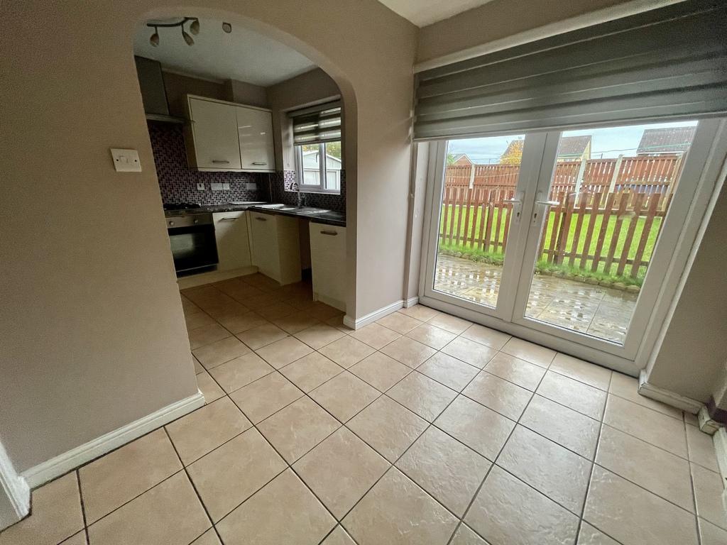 Lune Road, Platt Bridge, Wigan, Lancashire 3 bed semi-detached house ...