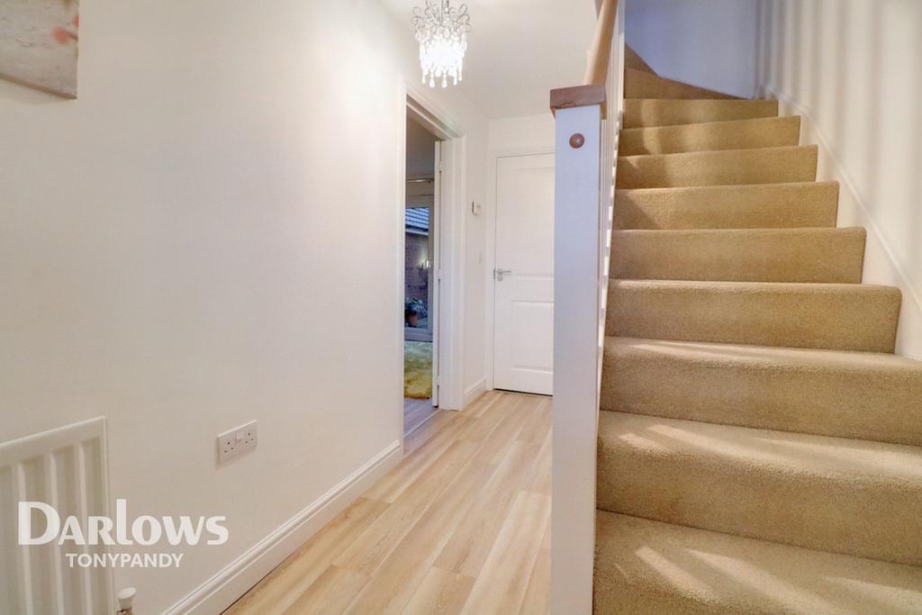 Parc Dan Y Bryn, Tonyrefail, CF39 8JS 4 bed detached house - £350,000