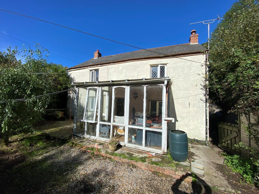 Magpie Cottage, Fernsplatt... 3 bed detached house - £300,000