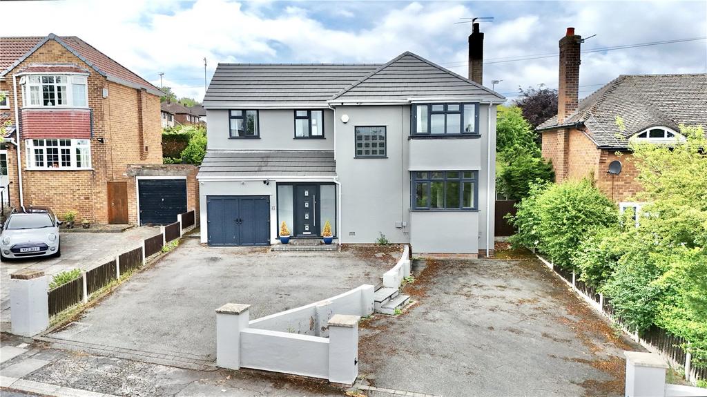 Burlingham Avenue, West Kirby... 4 bed detached house for sale - £615,000