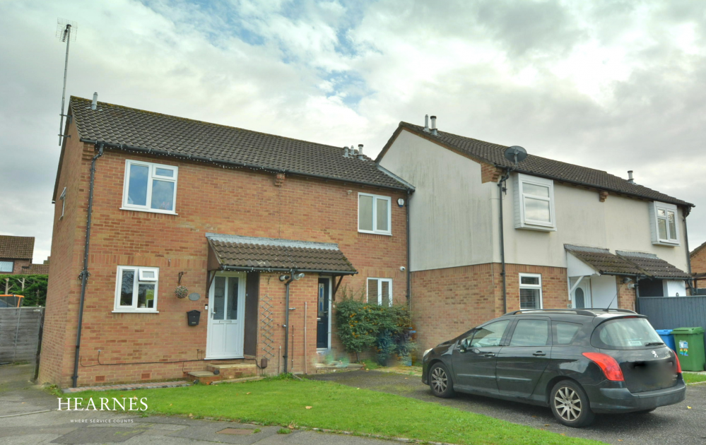 Plantagenet Crescent Bearwood Bh11 9pj 2 Bed Semi Detached House For