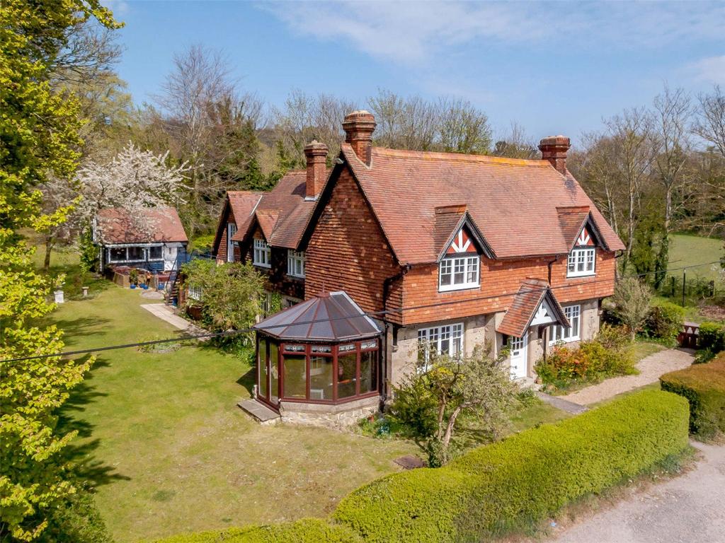 Harple Lane, Detling, Maidstone, Kent 6 bed detached house for sale - £ ...