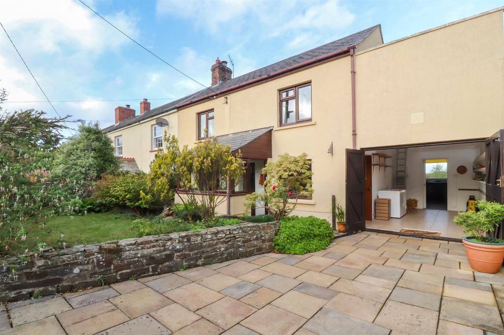 Beaford, Winkleigh, Devon, EX19 3 bed end of terrace house for sale - £ ...