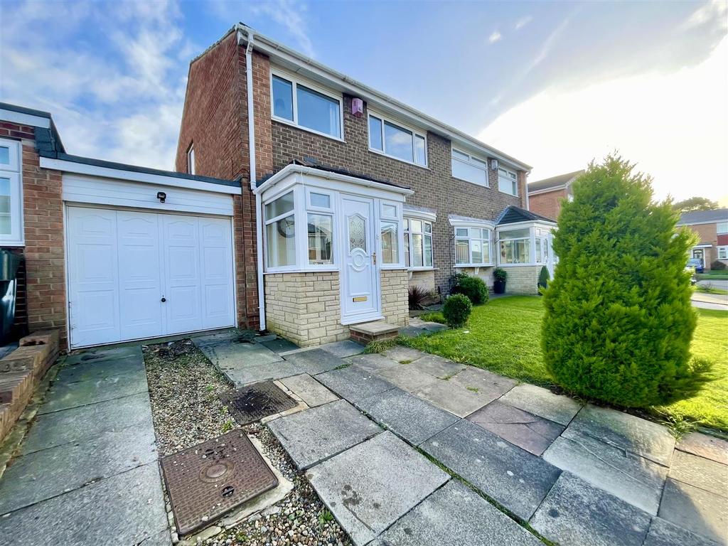 Planetree Court, Middlesbrough 3 bed semi-detached house - £680 pcm (£ ...
