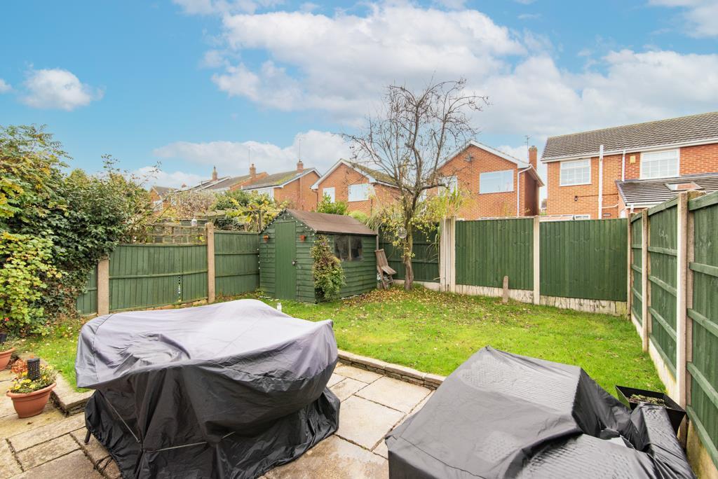 Neville Road, Calverton, Nottingham 3 bed detached house - £265,000