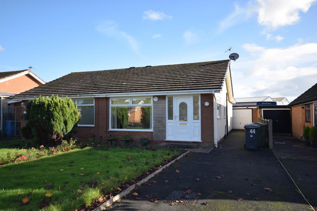 Ash Drive, Warton 2 bed bungalow - £825 pcm (£190 pw)
