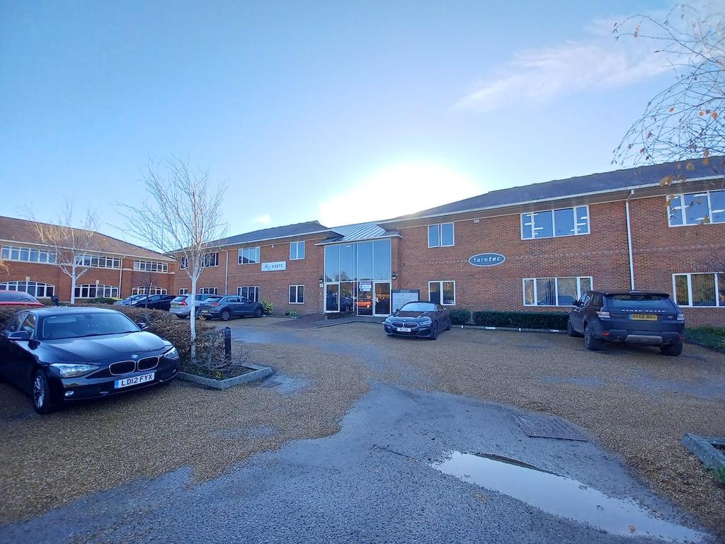 Suite 3 Faretec, Cams Hall Estate... Office - £1,210 pcm (£279 pw)