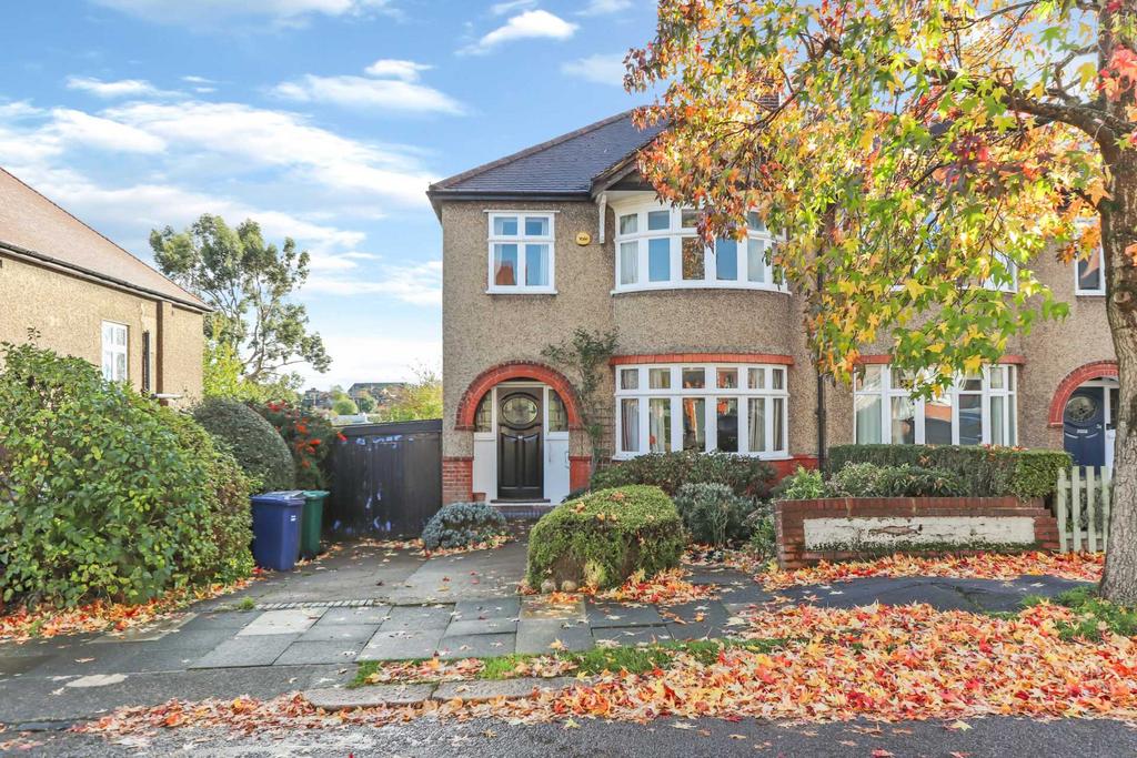 The Ridgeway, London 3 bed semi-detached house - £825,000