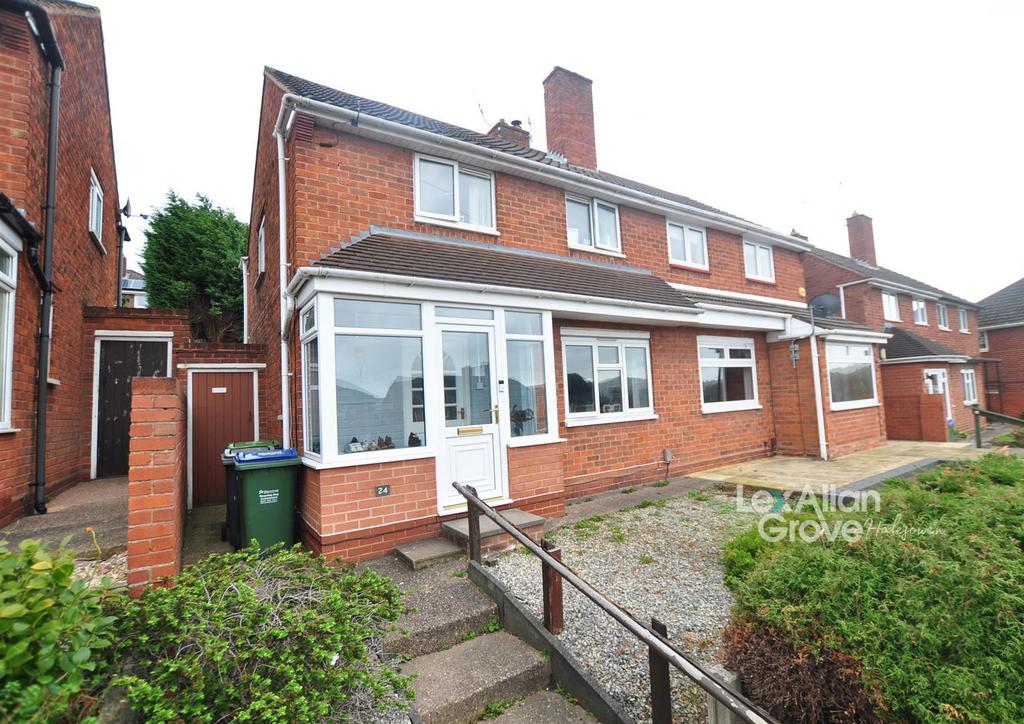 Valley Road, Cradley Heath 2 bed semi-detached house - £170,000