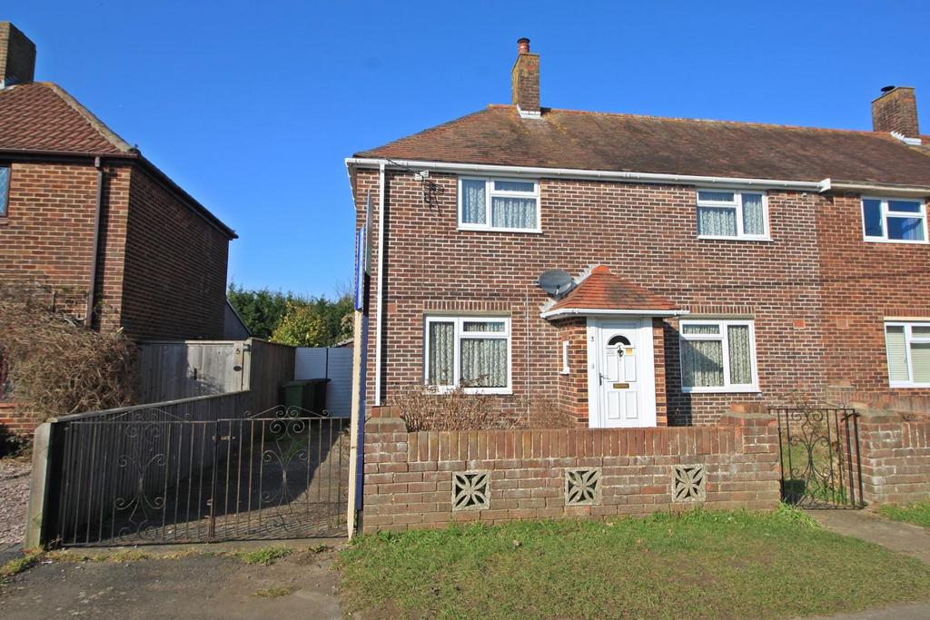 Priory Road, Netley Abbey, Southampton 3 bed semi-detached house - £350,000