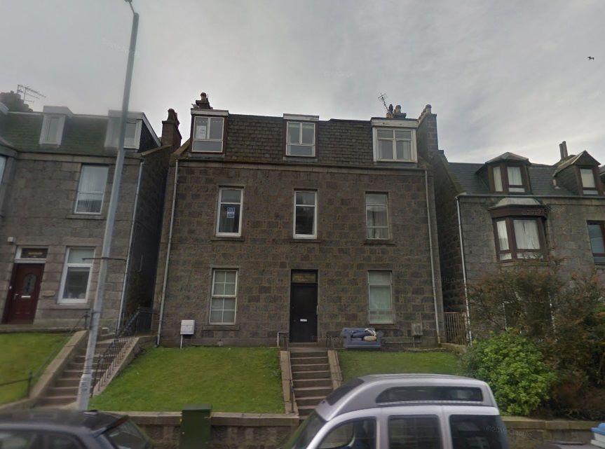138F Victoria Road, Aberdeen, AB11 9NJ 1 bed apartment - £39,995