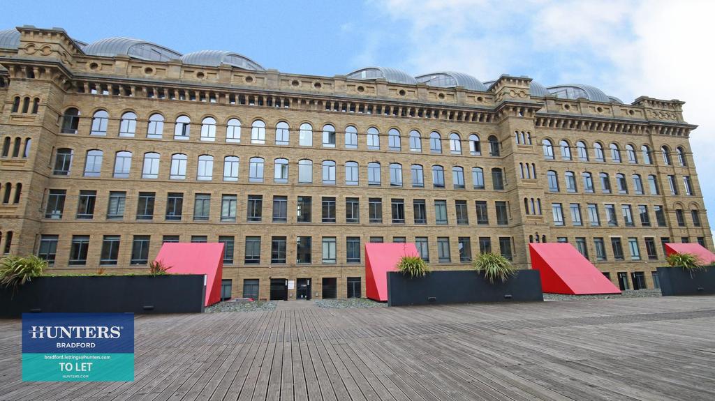Silk Warehouse, Lilycroft Road... 2 bed flat - £600 pcm (£138 pw)