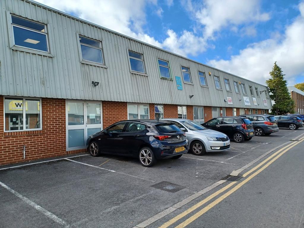 Units 10 / 11 Southview Park, Marsack... Office - £2,318 pcm (£535 pw)