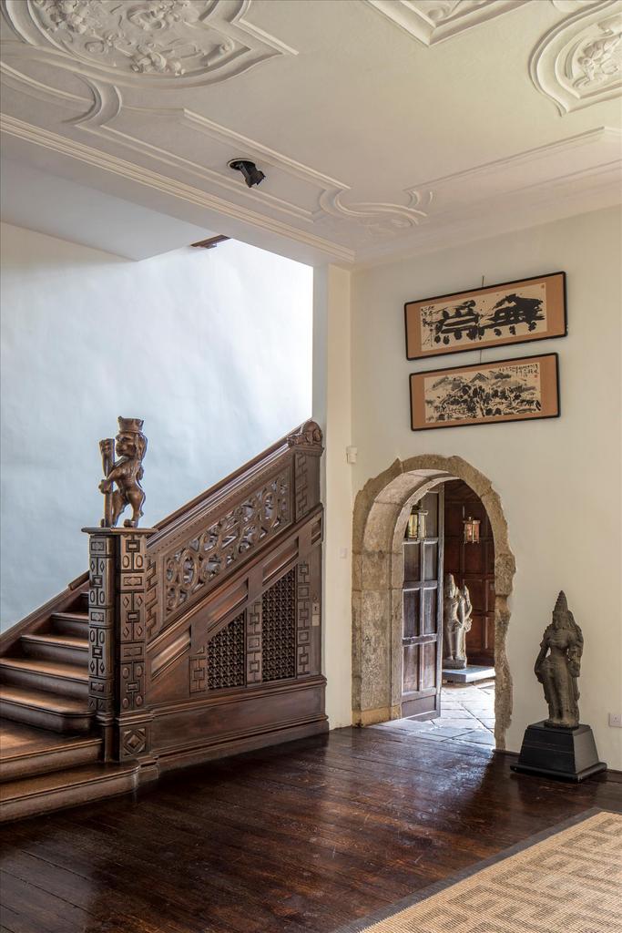 Edgeworth, Gloucestershire, GL6 9 bed detached house for sale - £11,000,000