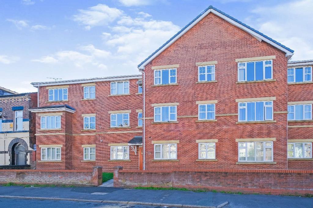 Apartment, Moscow Drive, Liverpool 2 bed apartment - £79,995