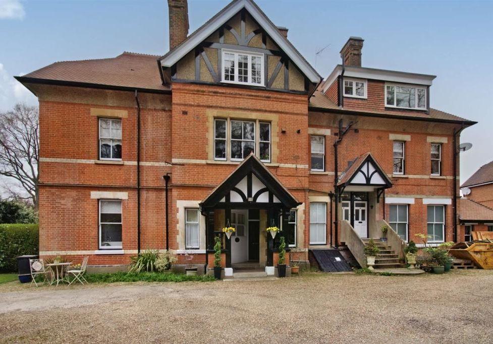5 Darrington Springfield Road... 3 bed flat - £350,000