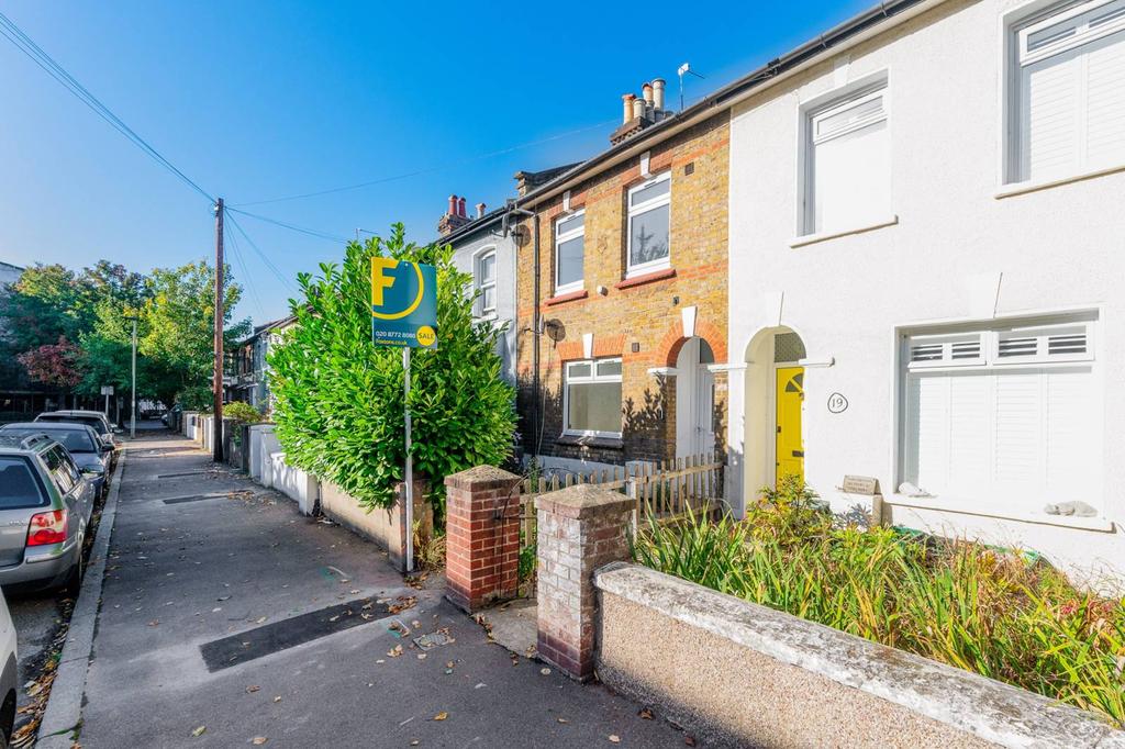 Whateley Road, SE20, Penge, London, SE20 3 bed terraced house - £2,300 ...