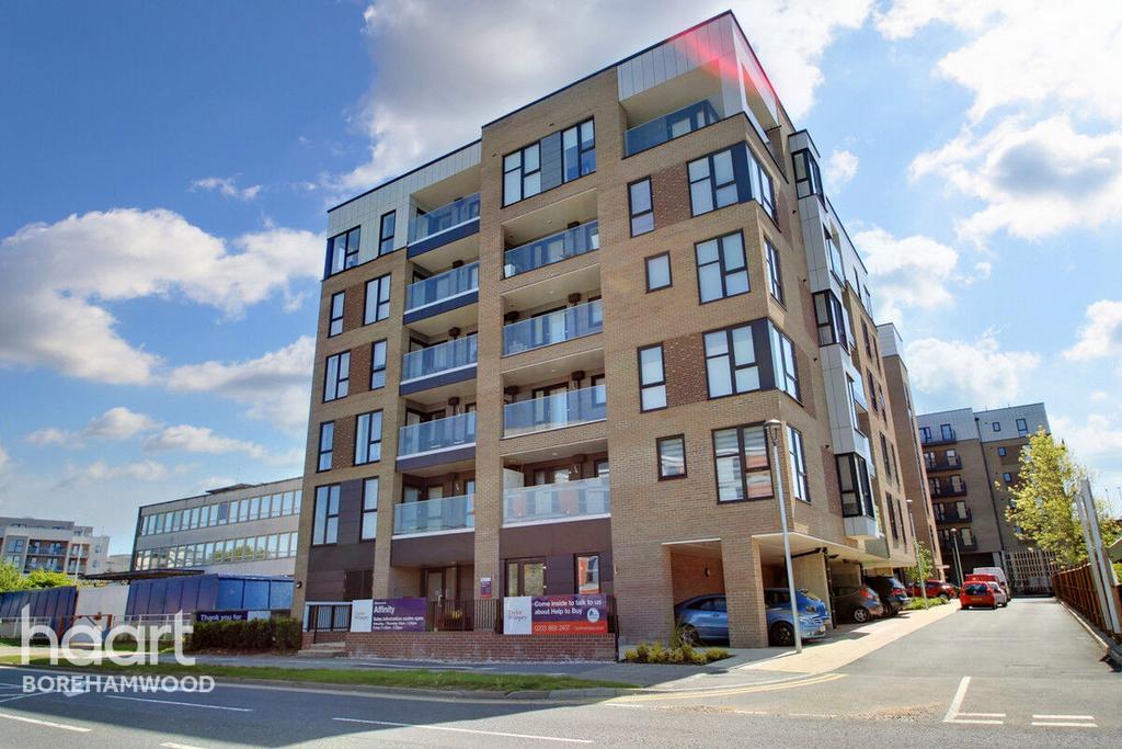 Elstree Way, Borehamwood 2 bed flat - £365,000